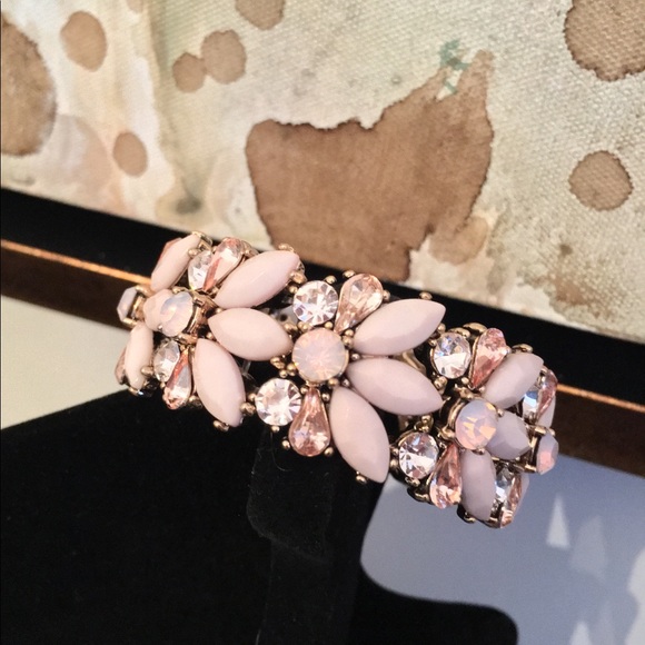 Express | Jewelry | Express Pink Mixed Stone Stretch Bracelet | Poshmark